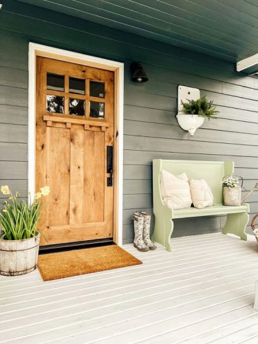 13 Coastal Front Doors to Make Your Beach House Stand Out
